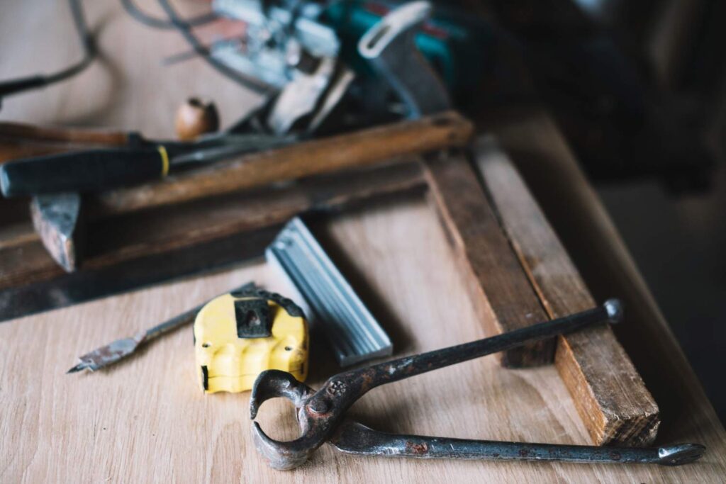 10 Essential Precision Cutting Tools for Every Workshop